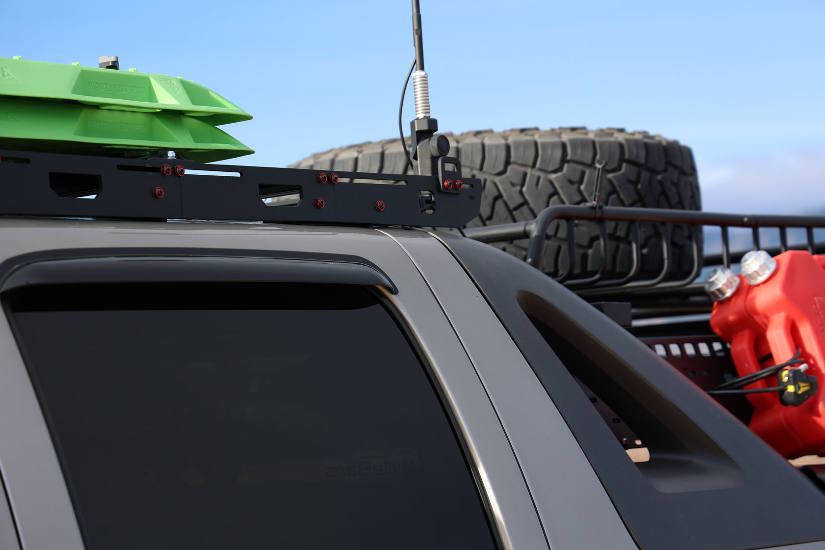 Affordable Heavy-duty 2000-2006 Chevy Avalanche Roof Racks – Baseline ...