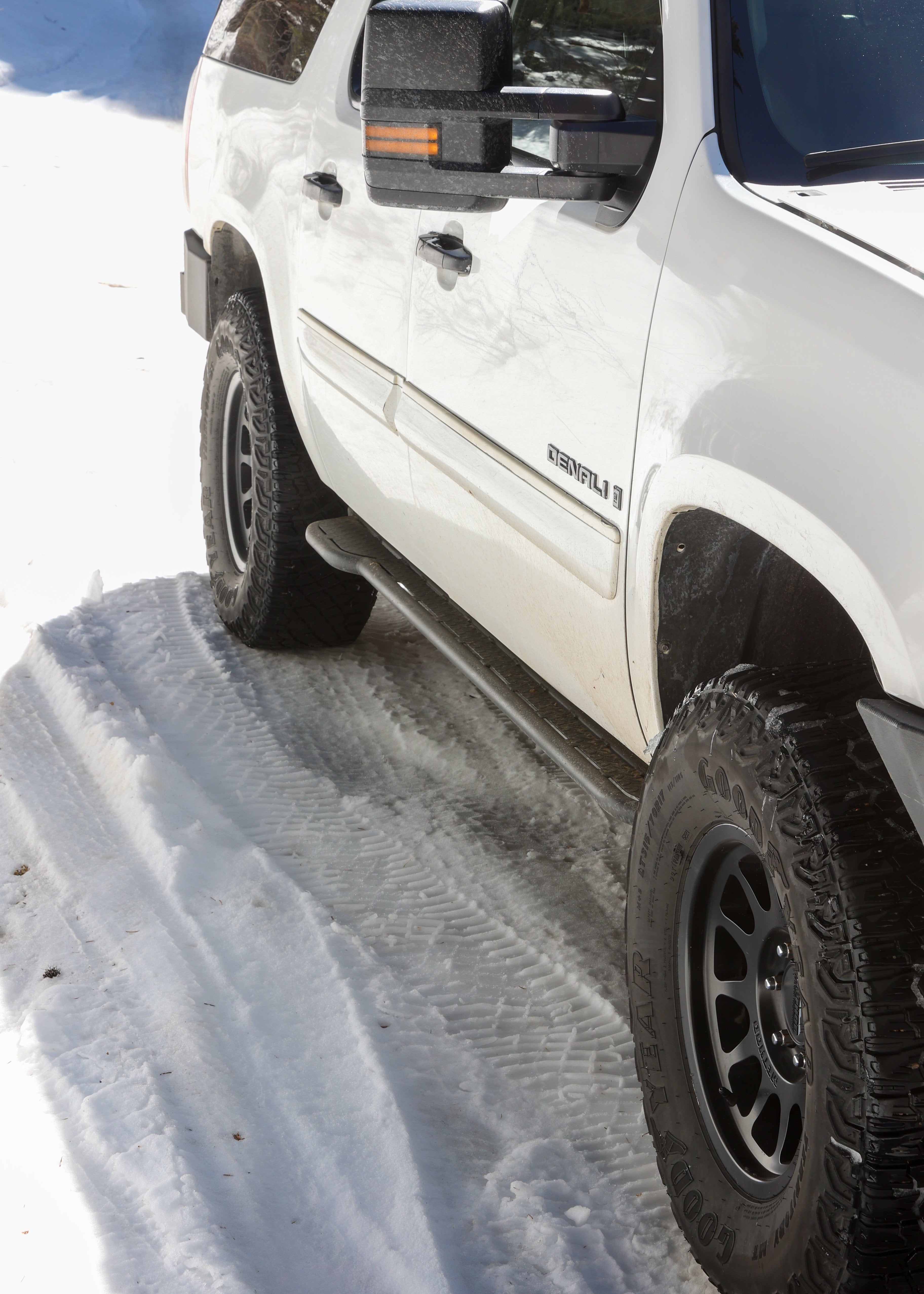 Rock Sliders for Chevy/GMC Trucks & SUVs | Baseline Overland