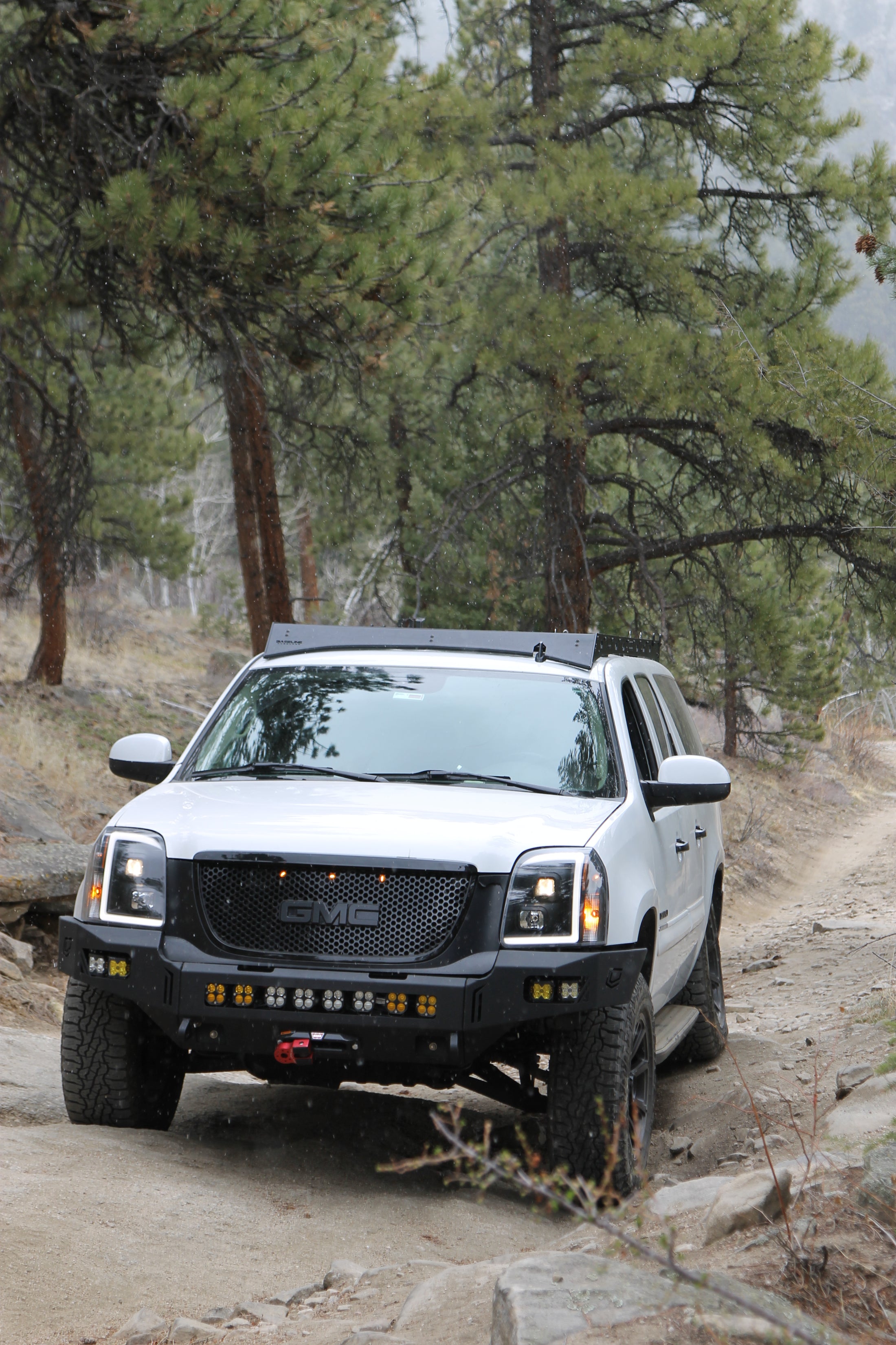 2007-2014 GMC Yukon | Yukon XL 1500 Front Winch Bumper by CHASSIS UNLI ...