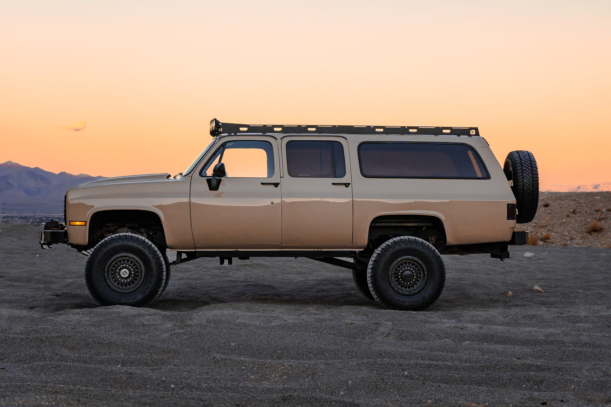 Durable Suburban Roof Rack (1973-1991) | Baseline Overland